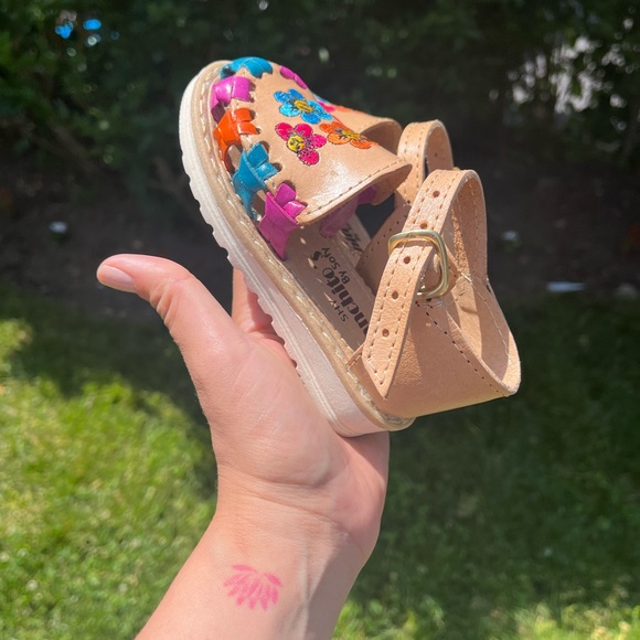 MEXICANA | Shoes | Flowers Girls Huaraches | Poshmark
